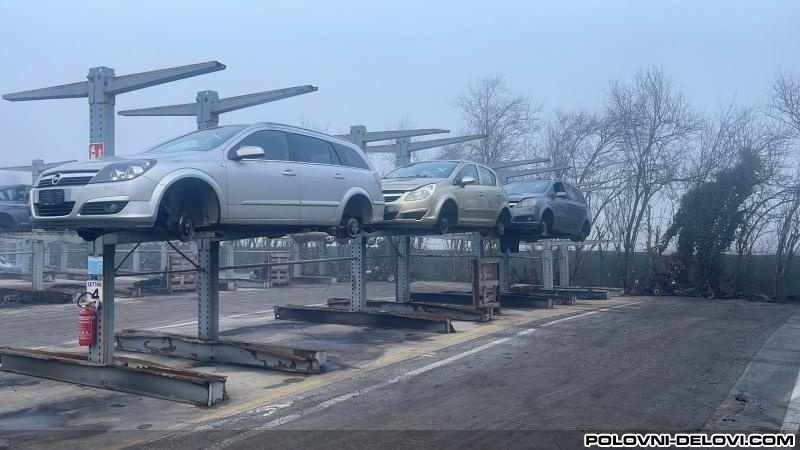 Opel Corsa D Kompletan Auto U Delovima