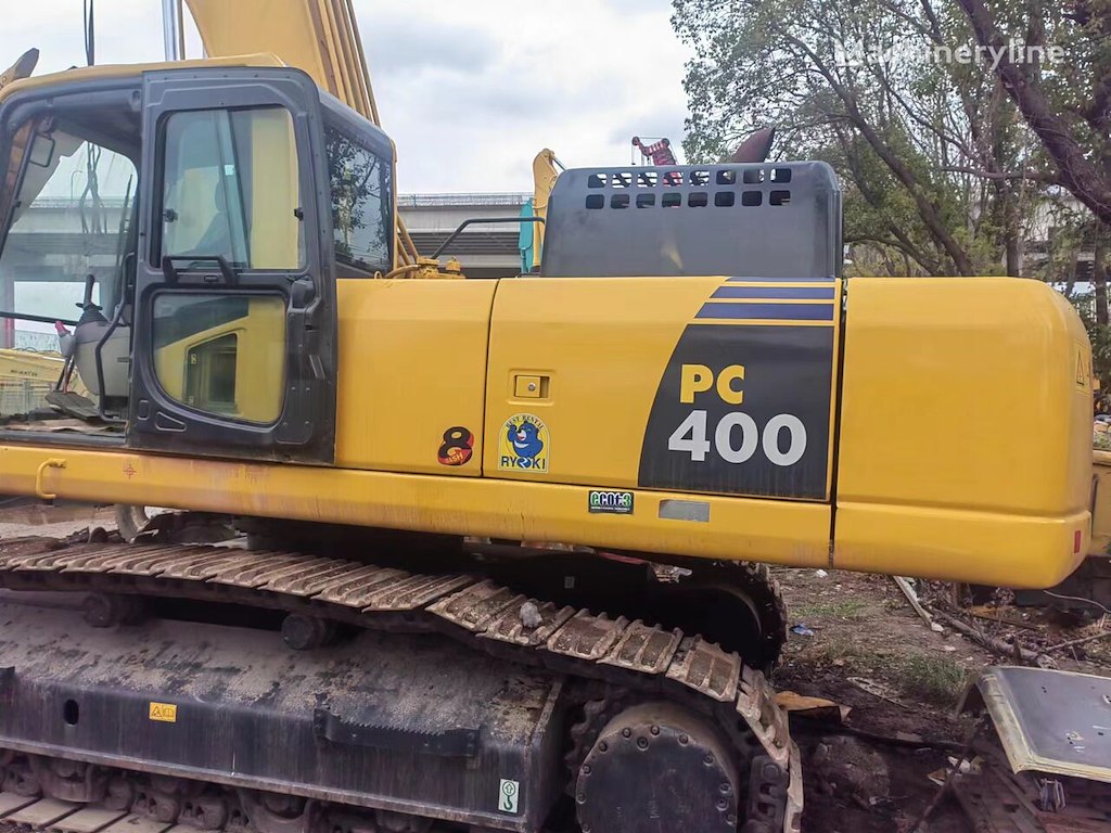 Komatsu PC400-8 bager guseničar