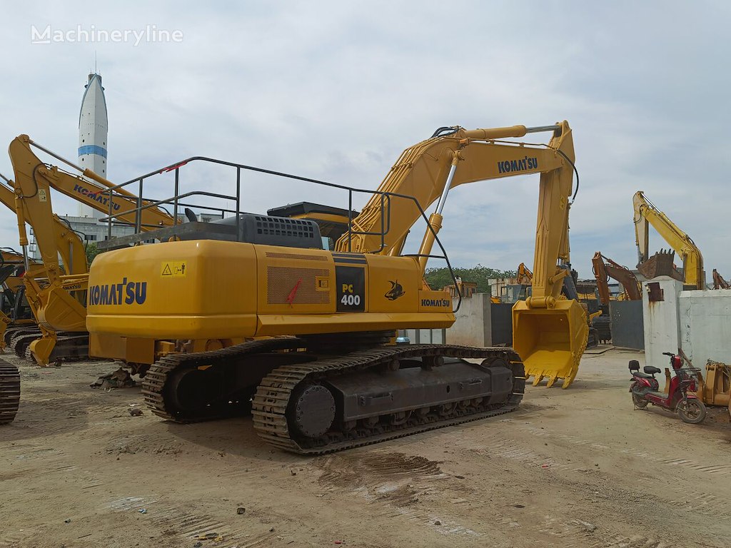 Komatsu PC400-7 bager guseničar