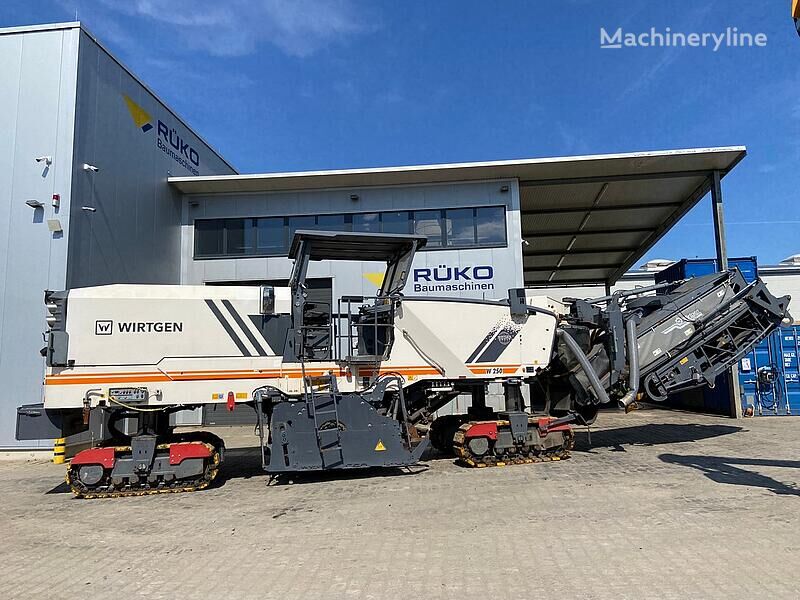 Wirtgen W 250 glodalica za asfalt