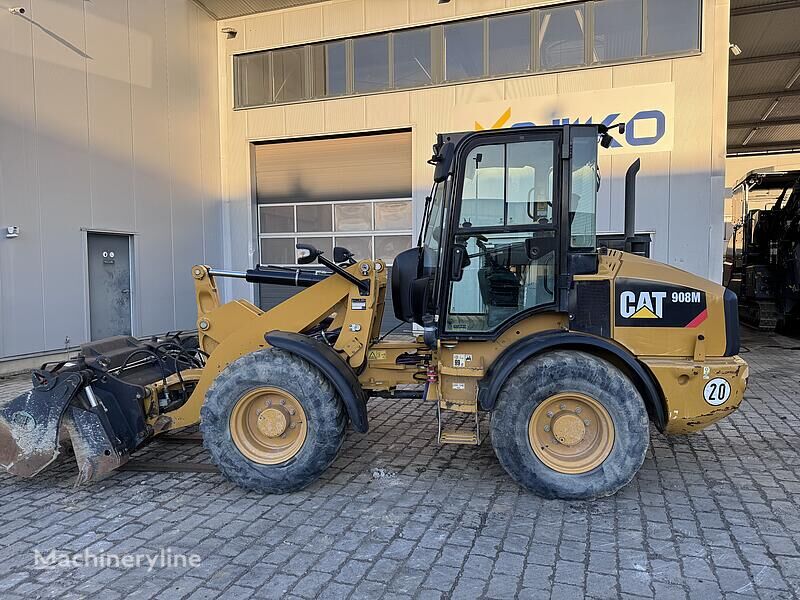 Caterpillar 908 M prednji utovarivač