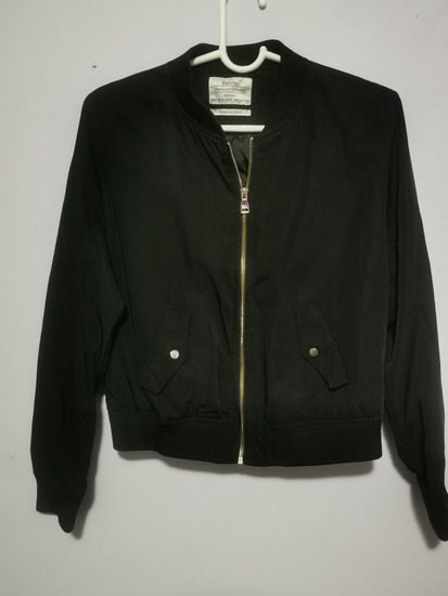 Bershka bomber jakna odg za S/M