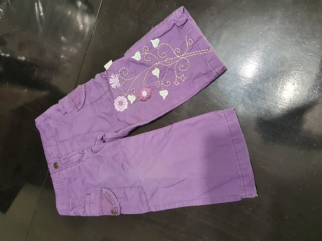 KANZ ljubicaste pantalone