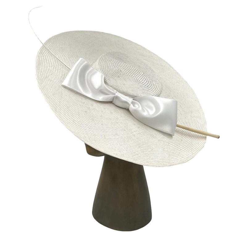 WHITE FEATHER HAT