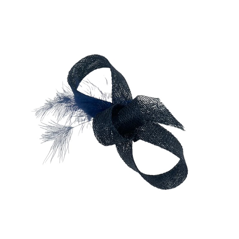 TEGET MAŠNA FASCINATOR