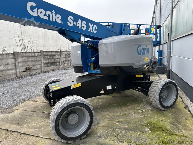 Genie S-45 XC Diesel Telescopic Boom Lift
Genie S-45 XC