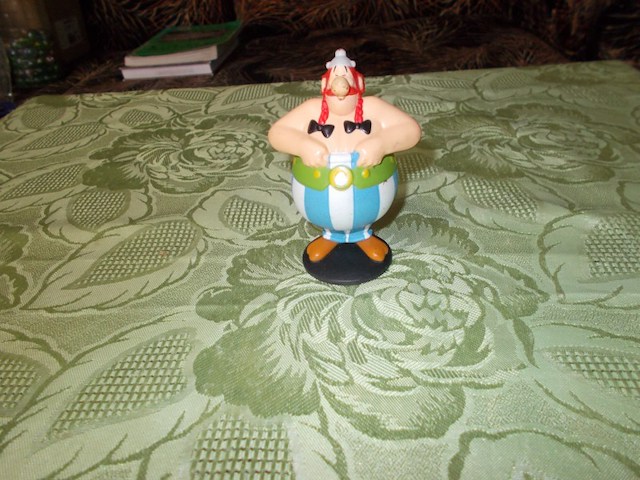 Obelix - McDonalds - 2019 godina - 10cm