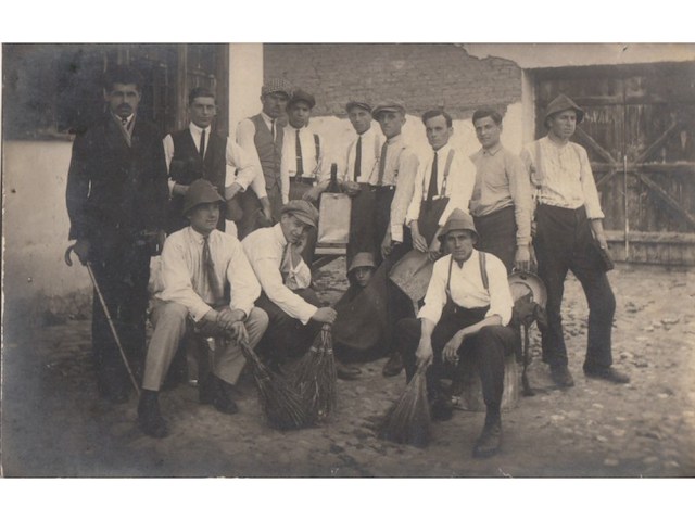 Stara fotografija Novi Pazar 1923. Internat