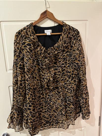 Leopard print bluza nova