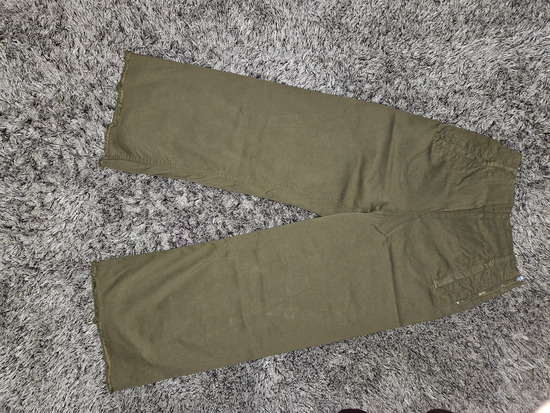 Zara pantalone KAO NOVE