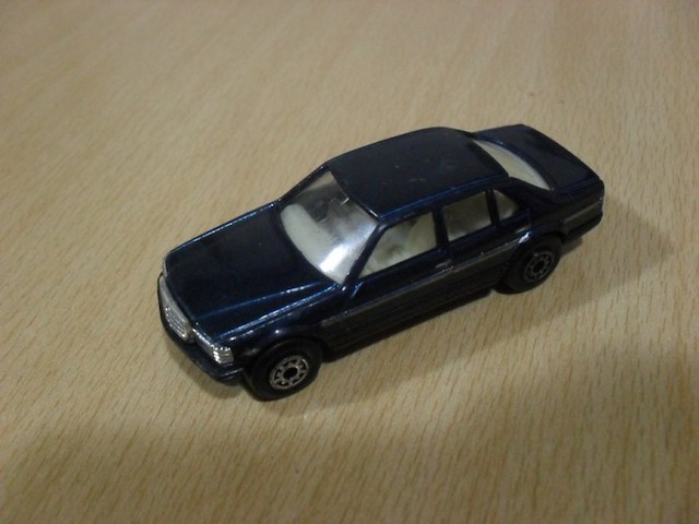 MC TOY - MERCEDES BENZ 260 SE