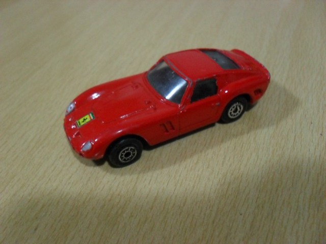 MC TOY - FERRARI 250 GTO