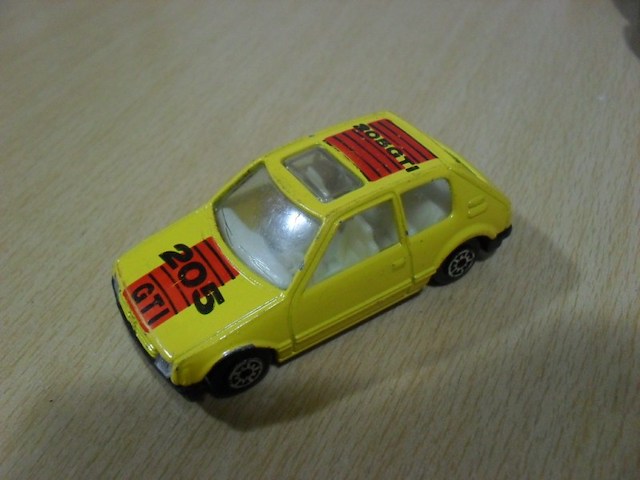 MC TOY - PEUGEOT 205 GTI