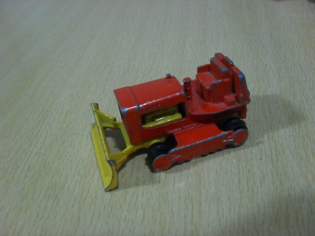 MATCHBOX - NO.16 CASE TRACTOR