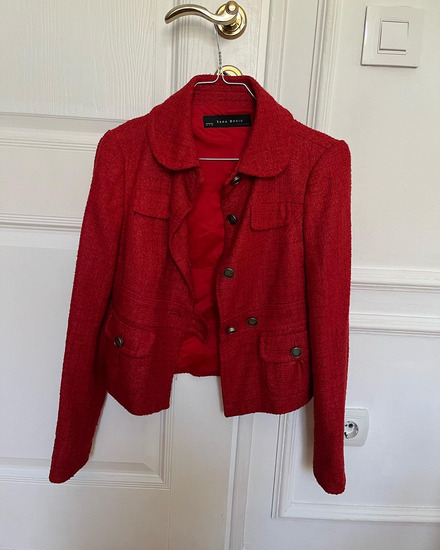 Zara crveni blejzer jaknica