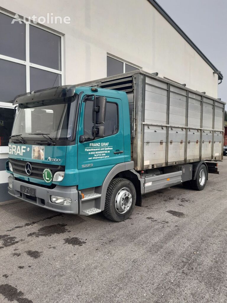 Mercedes-Benz Atego 1223L kamion za prevoz konja