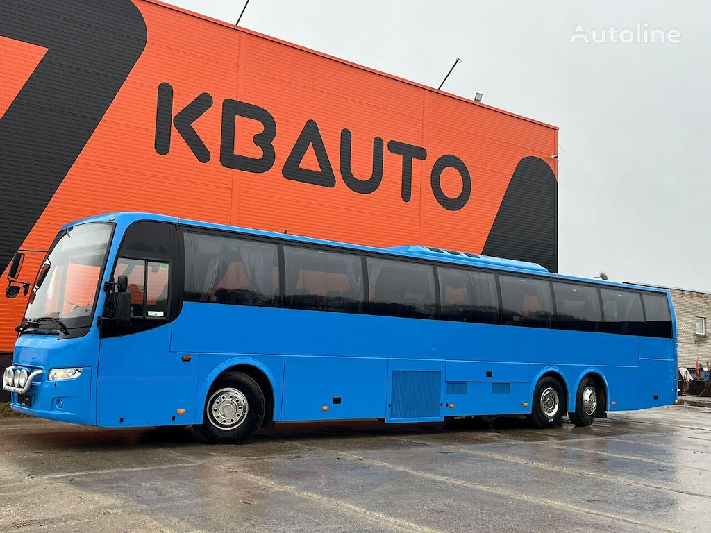 Volvo 9700S B12M 6x2*4 AC / WC / DISABLED LIFT / WEBASTO / TV / 54 SEA prigradski autobus