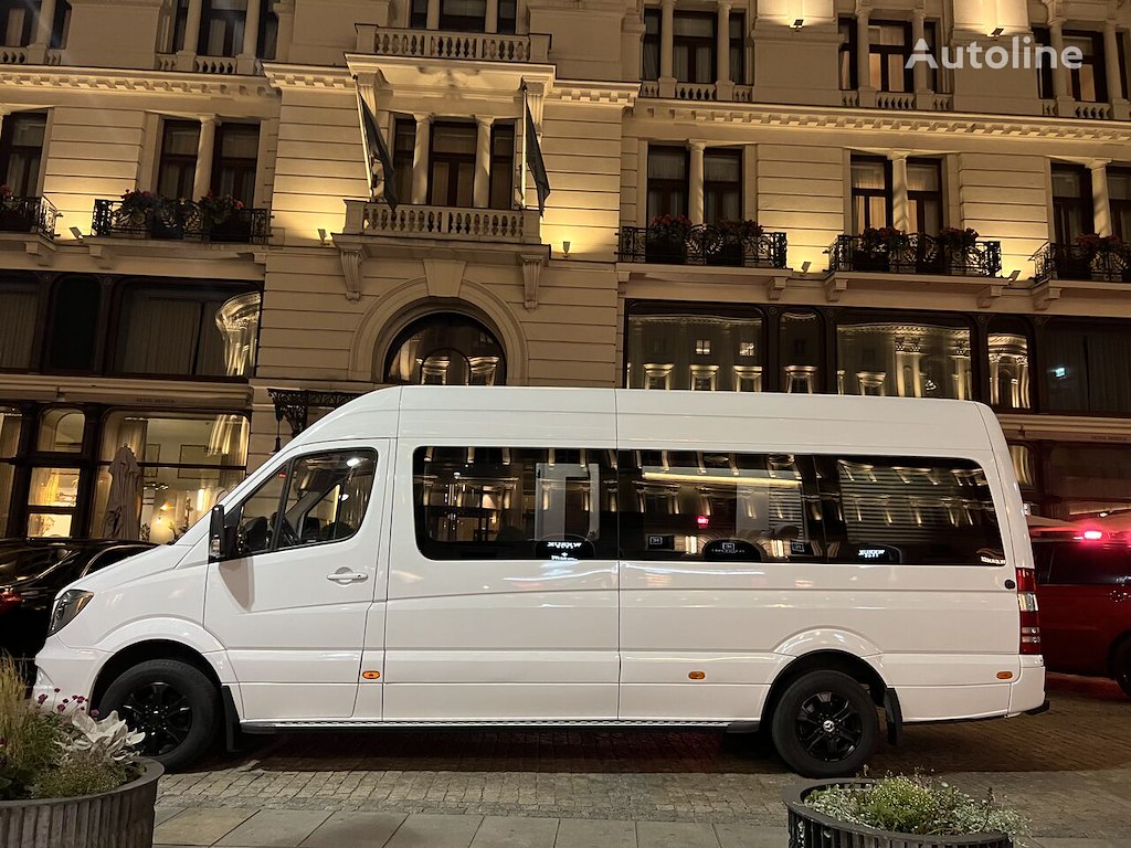 Mercedes-Benz Sprinter putnički minibus