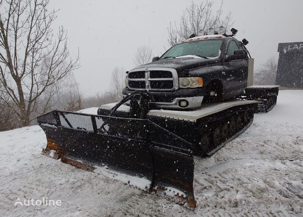 Hägglunds BV206 Dodge Ram tabač snijega