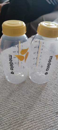 Medela flasice