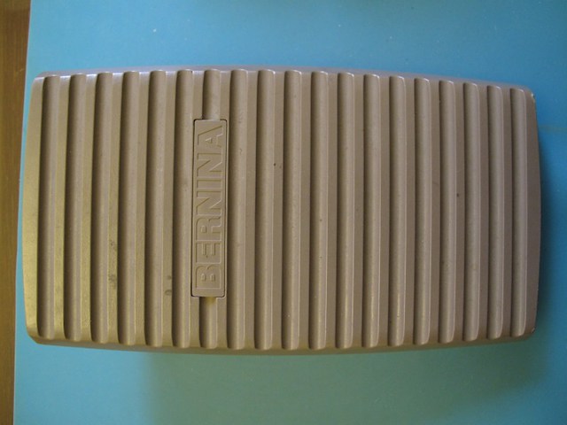 BERNINA 286 - papučica za šivaće mašine (BEZ kabla)