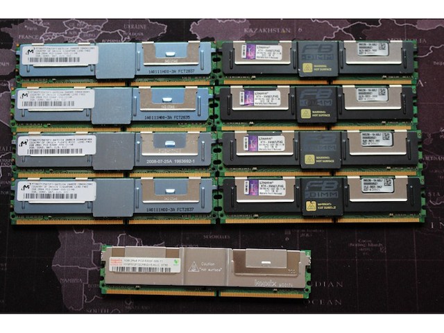 DDR2 ECC serverska memorija 8 x 2GB 667MHz + 1GB