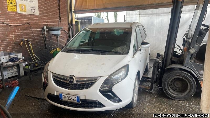 Opel Zafira C 1.6 Cdti Kompletan Auto U Delovima