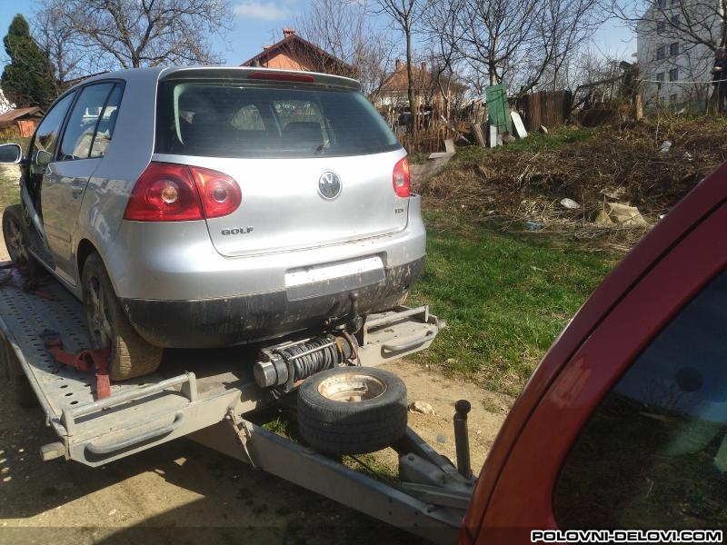 Volkswagen Golf 5 Stakla