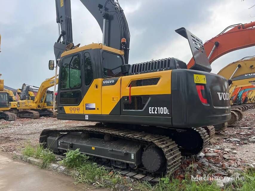 Volvo EC210 bager guseničar