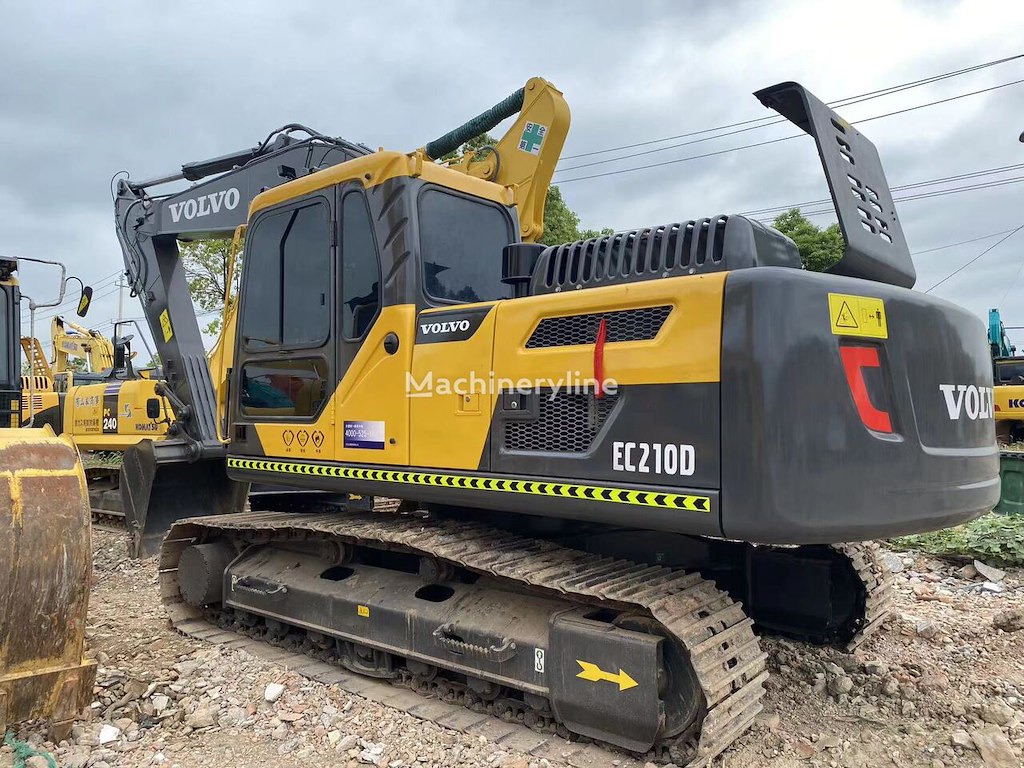 Volvo EC210 bager guseničar