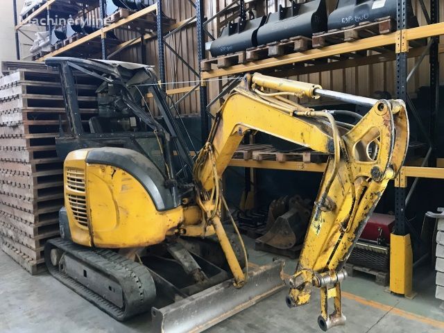 Komatsu PC27MR-2 mini bager po rezervnim delovima