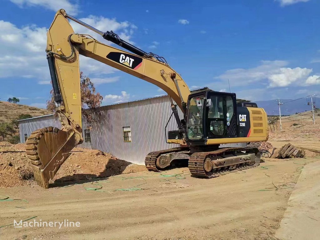 Caterpillar 320E bager guseničar