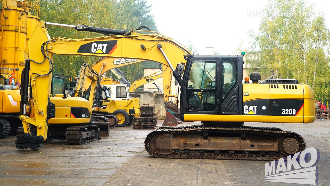 Caterpillar 320D bager guseničar