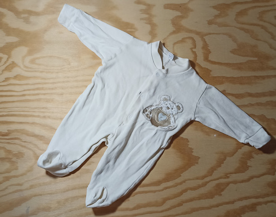 Pidžamica za bebe