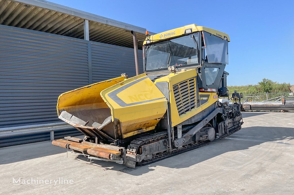 BOMAG BF 700 C-2 asfaltni finišer guseničar