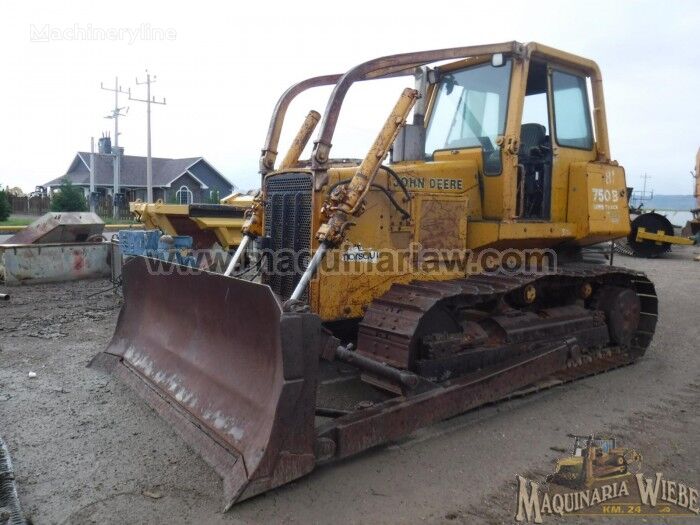 John Deere 750B buldožer