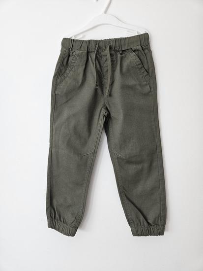 Pantalone za decaka 4-5