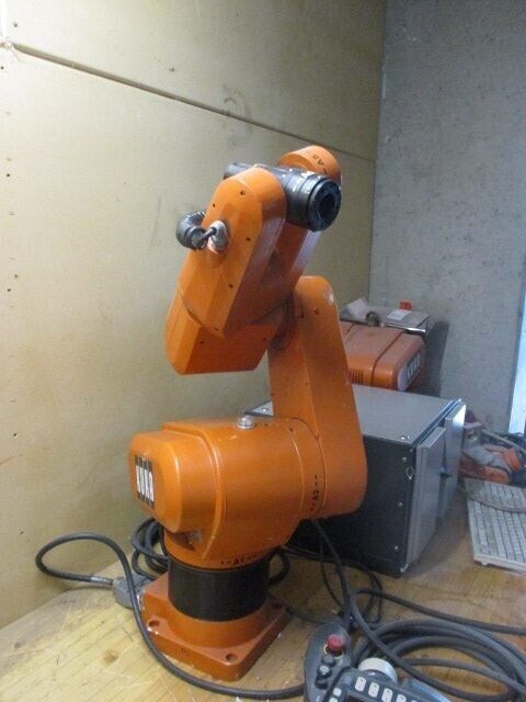 KUKA KR 3 KRC3 industrijski robot