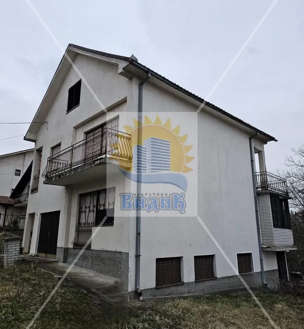 Prodaja, kuća, 104m2, Sremčica, Beograd