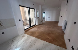 Prodajem Stan-Apartman, Crveni Krst, Vračar, Beograd, €275.000