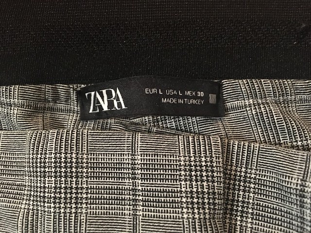 Zara pantalone