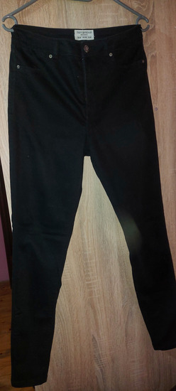 Terranova crne pantalone