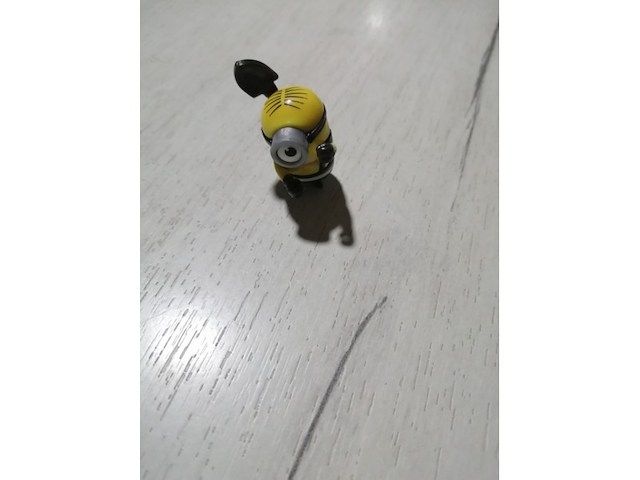 Kinder figurica - Jednoki Minions  SD747