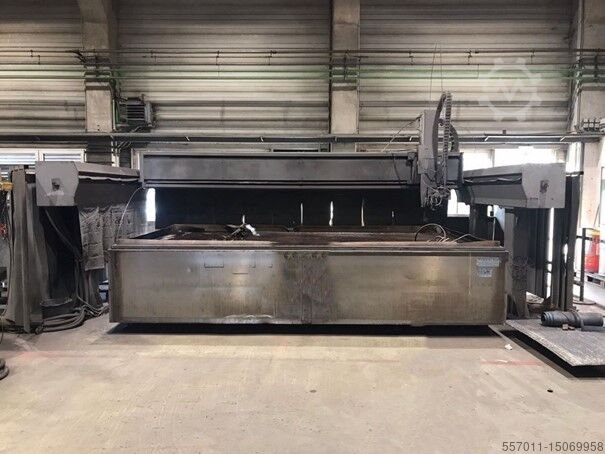 Waterjet sistem za sečenje
STM Waterjet GmbH WS2040HB CNC 5-Achsen