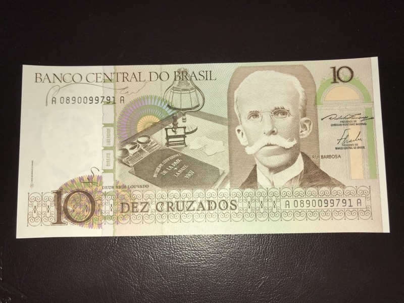 BRAZIL 10 CRUZADOS. UNC.