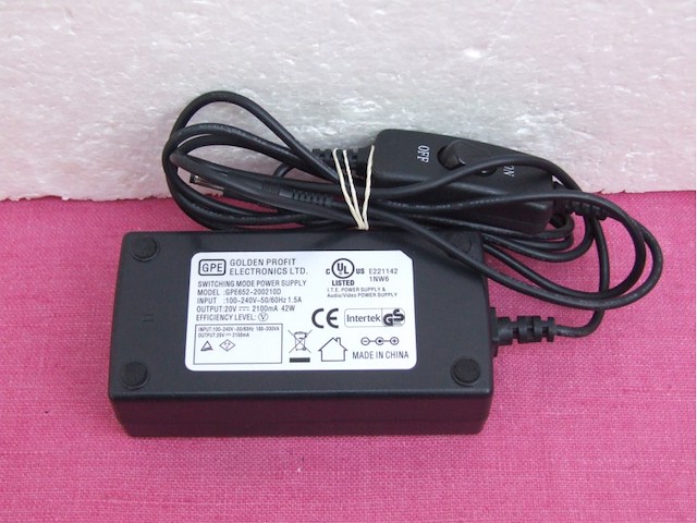 GPE adapter 20V 2100mA ORIGINAL + GARANCIJA!