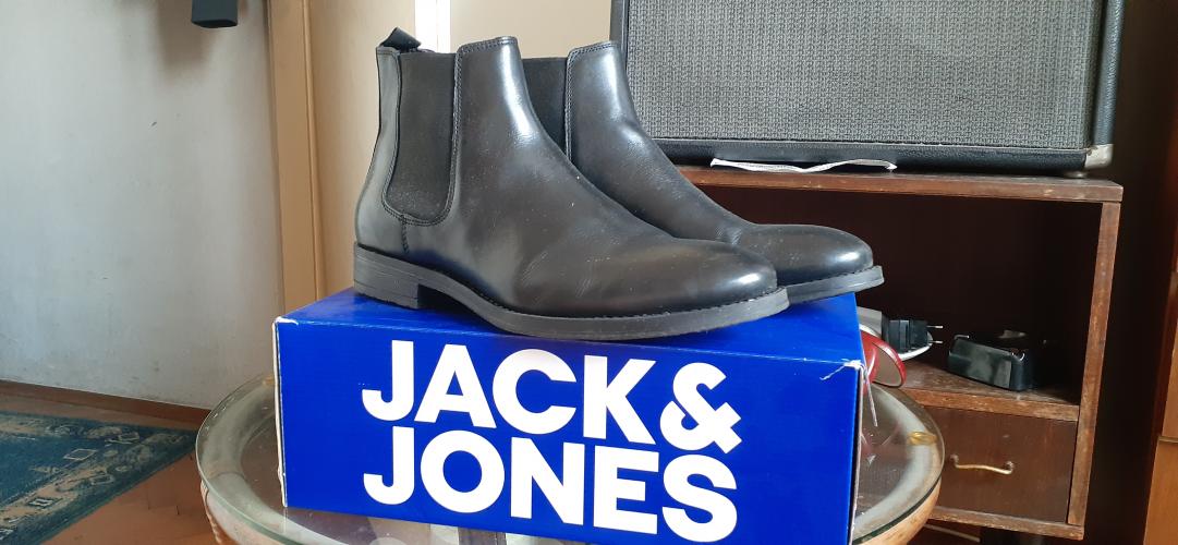 Jack & Jones cipele, broj 44
Beograd