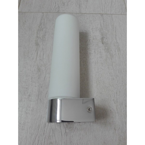 Zidna lampa za kupatilo M062-1 1x40W E14 IP44