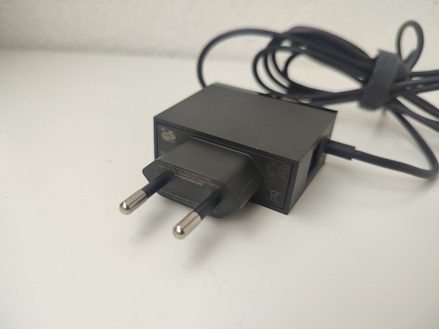 GOOGLE Chromecast Ultra model GL0400 adapter