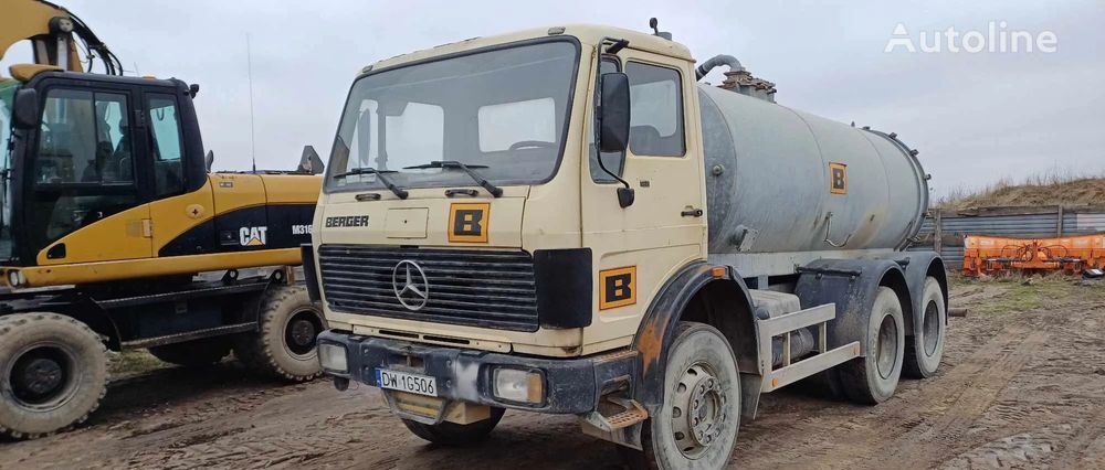 Mercedes-Benz 2222 autocisterna